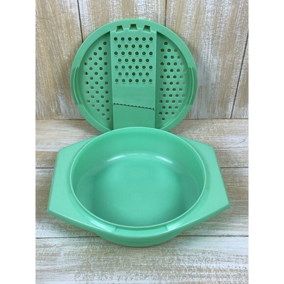 Tupperware | Kitchen | Vintage Tupperware Grater Bowl Slicer Shredder ...